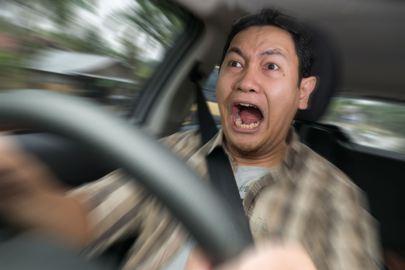 New drivers driving alone: 6 emergency situations you must know how to ...