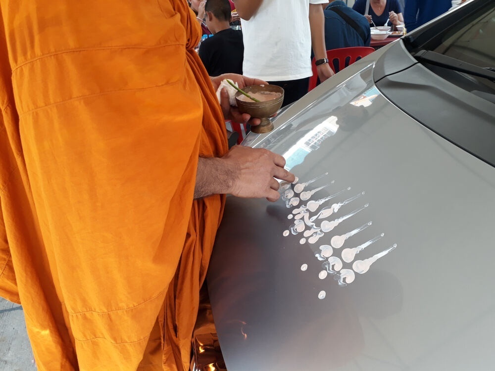 Bless Your New Car for Good Fortune! The Popular Thai Ritual to Attract ...