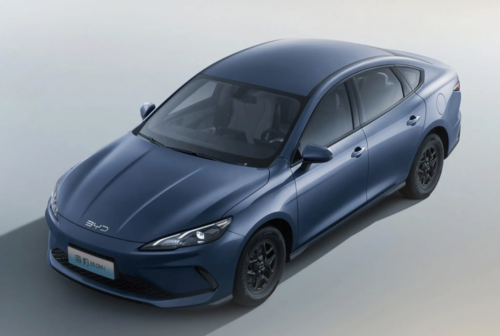 BYD Seal 05 DM-i 2026 Launches in China – 2,000 km Range with Starting ...