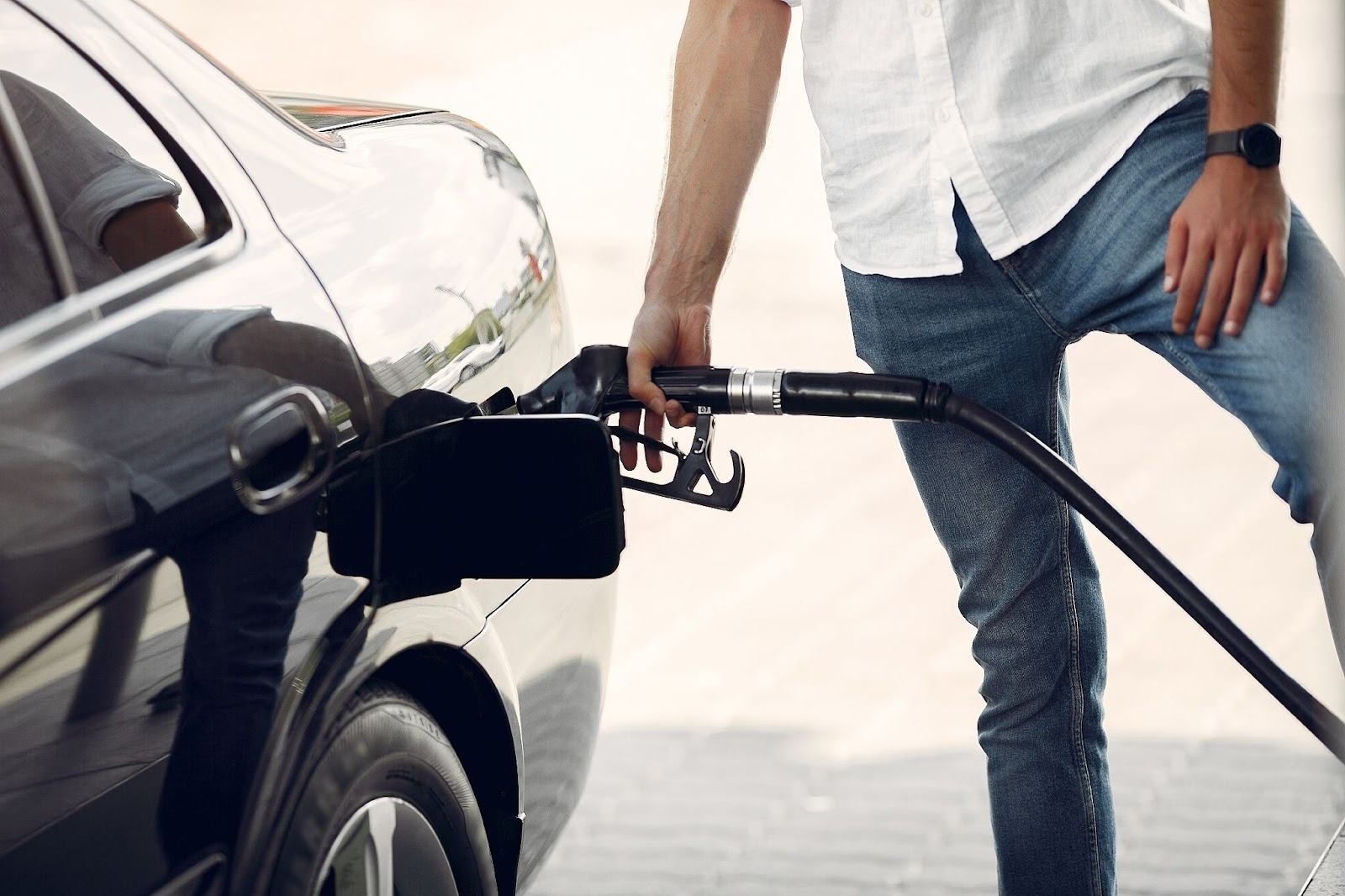 Does Filling Up in the Morning Really Save Fuel? The Truth Behind the ...